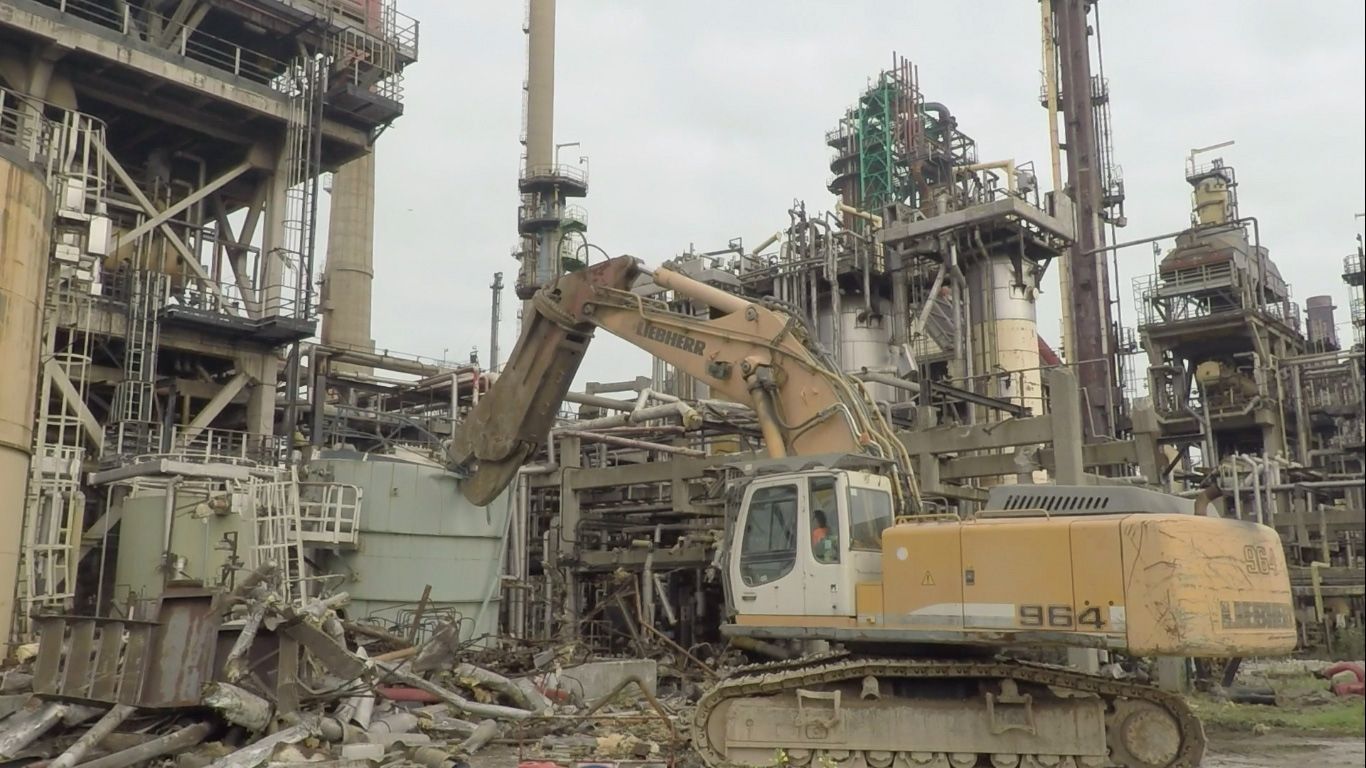 Dismantling building and structure | Franck Fer